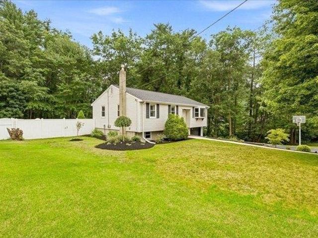house with 3 bedroom, Hanson MA ES104810250