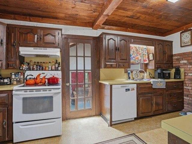 house with 3 bedroom, Hanson MA ES104116777