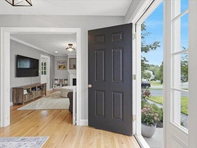 house with 3 bedroom, Hanson MA ES105116959