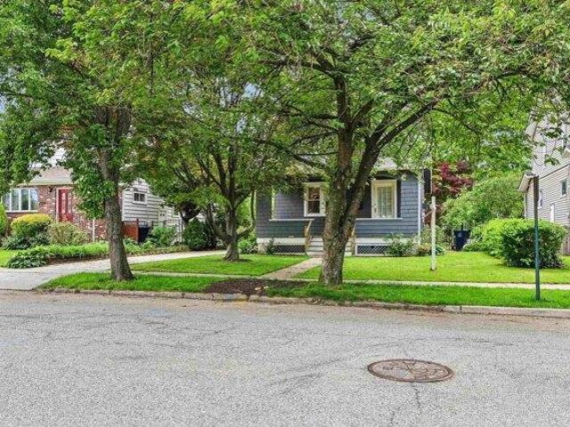 house with 3 bedroom, Hackensack NJ ES104409425