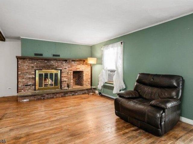 house with 3 bedroom, Hackettstown NJ ES105190972