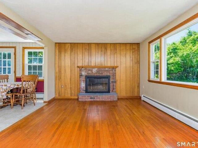 house with 3 bedroom, Haddam CT ES103100129
