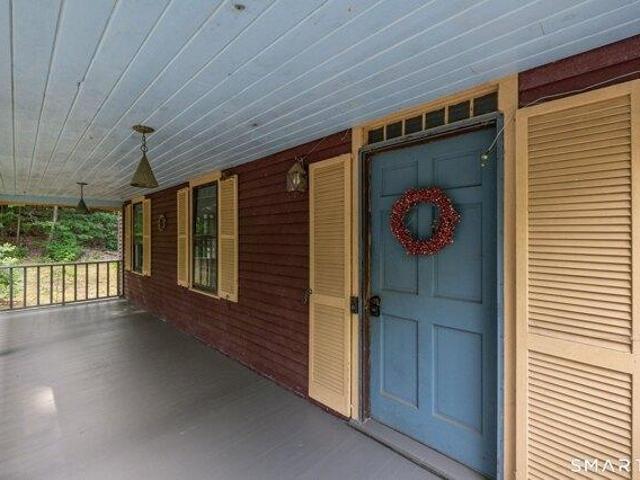 house with 3 bedroom, Haddam CT ES104757837