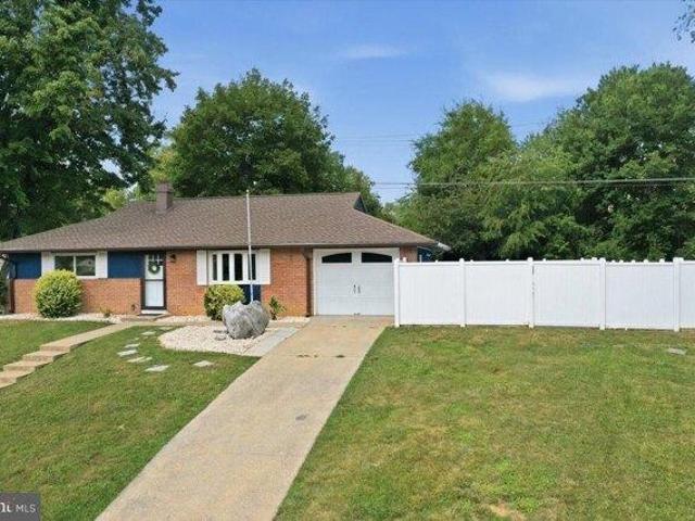 house with 3 bedroom, Hagerstown MD ES104901941