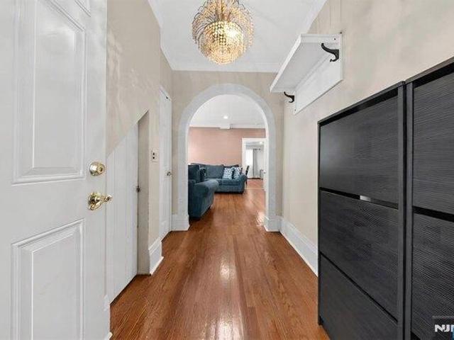 house with 3 bedroom, Haledon NJ ES104607795