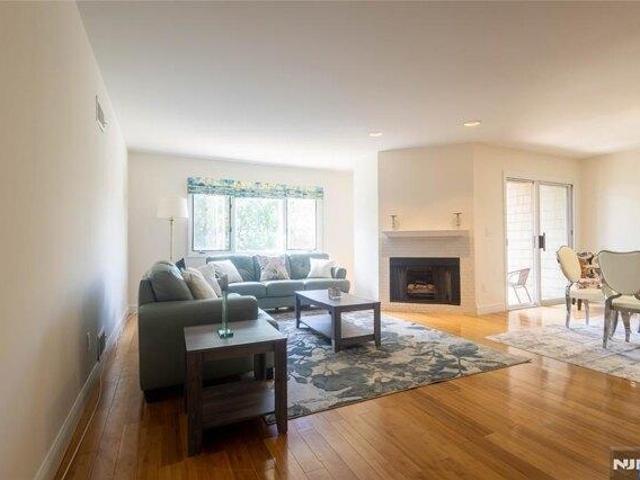 house with 3 bedroom, Haledon NJ ES104807610