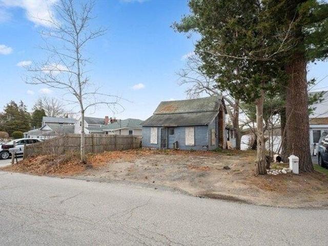 house with 3 bedroom, Halifax MA DLS102668235