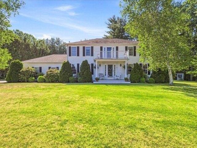 house with 3 bedroom, Halifax MA ES104116440