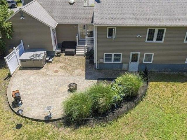 house with 3 bedroom, Halifax MA ES105060872