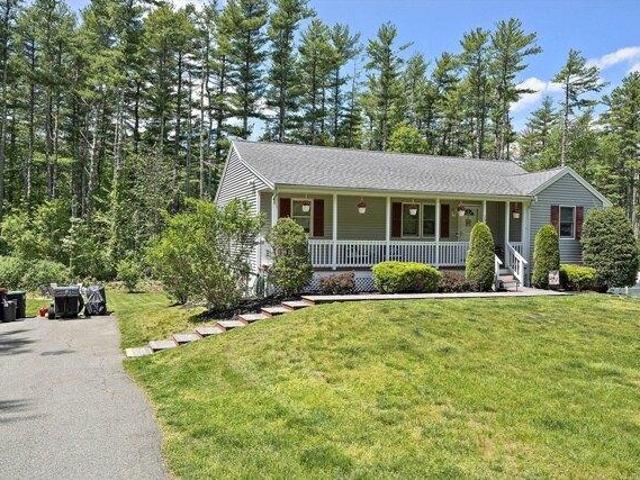 house with 3 bedroom, Halifax MA ES103221212