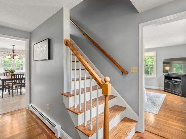 house with 3 bedroom, Halifax MA ES103848993