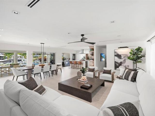 house with 3 bedroom, Hallandale Beach FL FL DLS102395059