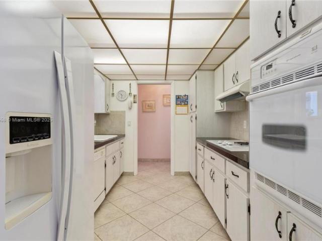 house with 3 bedroom, Hallandale Beach FL FL DS102588801