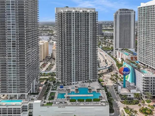 house with 3 bedroom, Hallandale Beach FL FL DS102715736