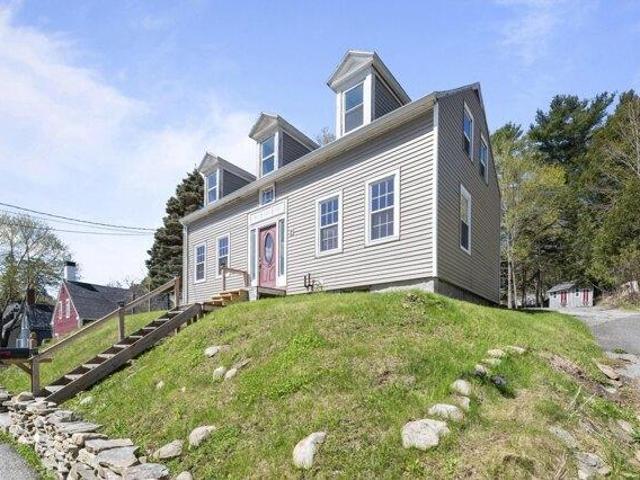 house with 3 bedroom, Hallowell ME DS102560174