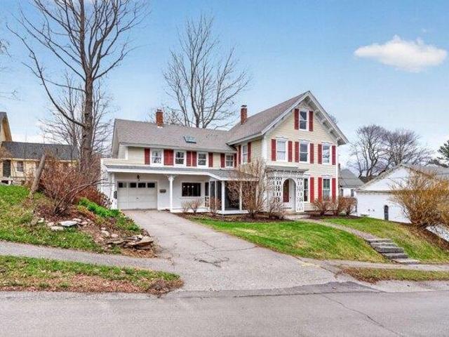 house with 3 bedroom, Hallowell ME DS102635800