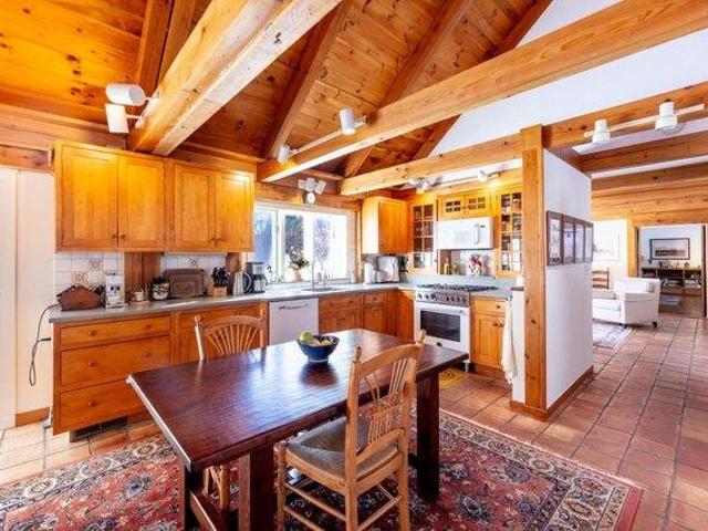 house with 3 bedroom, Hartford VT DLS101634040