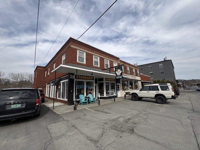 house with 3 bedroom, Hartford VT DS102315885