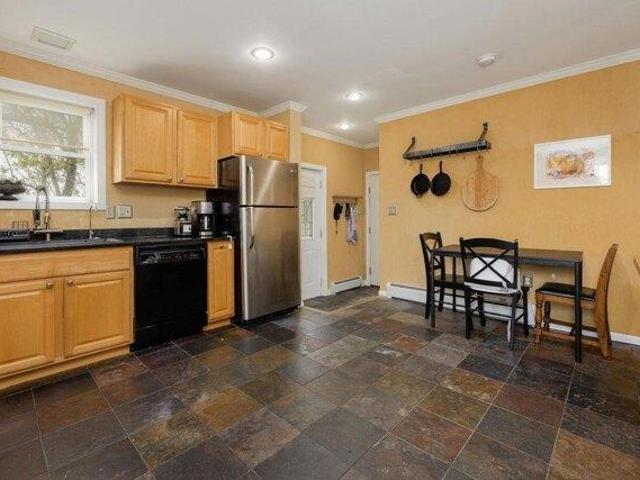 house with 3 bedroom, Hartford VT ES103500413