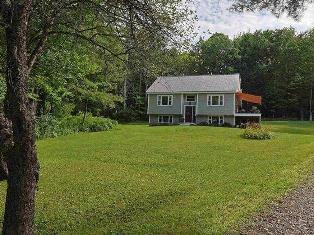 house with 3 bedroom, Hartford VT ES105144794