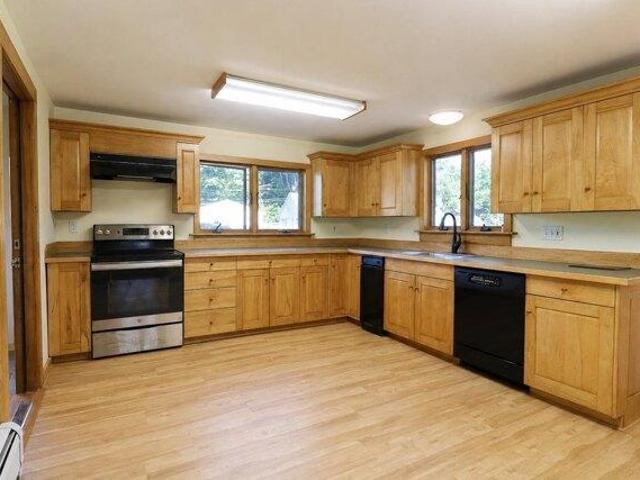 house with 3 bedroom, Hartford VT ES105191315