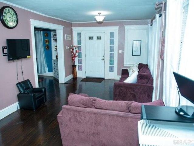 house with 3 bedroom, Hartford CT DLS101859288