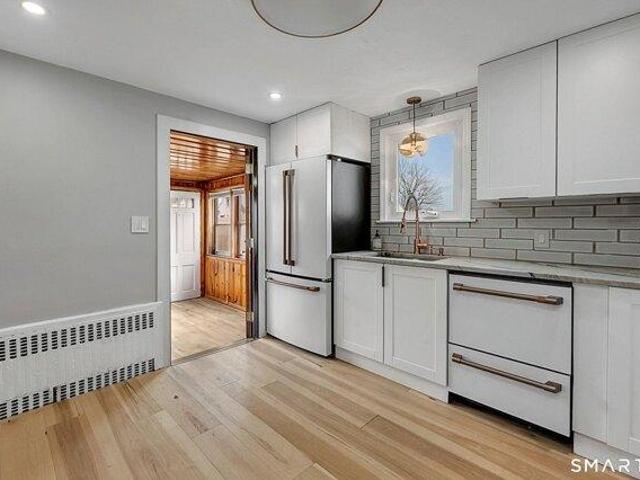 house with 3 bedroom, Hartford CT ES103126880