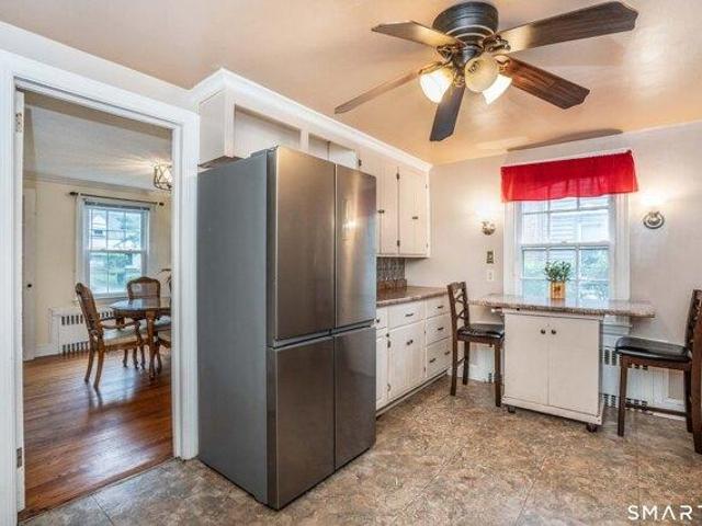 house with 3 bedroom, Hartford CT ES105190096