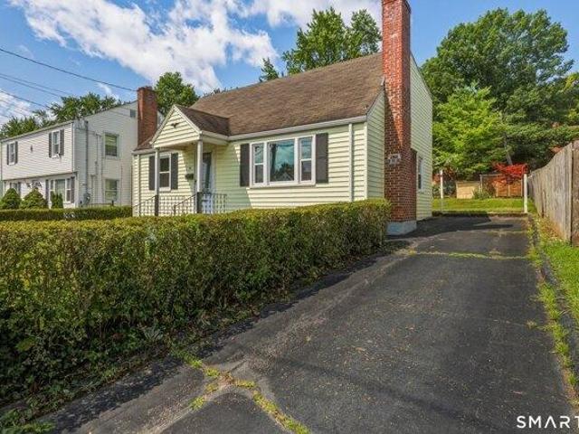 house with 3 bedroom, Hartford CT ES105114578
