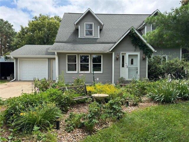 house with 3 bedroom, Hartland WI DS93128184