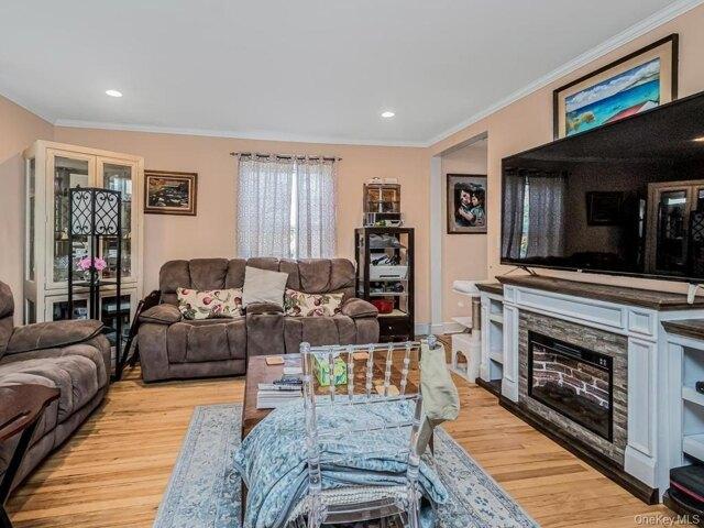 house with 3 bedroom, Hartsdale NY ES104904333