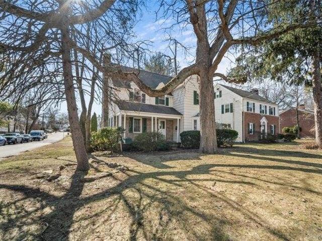 house with 3 bedroom, Hartsdale NY ES104906859