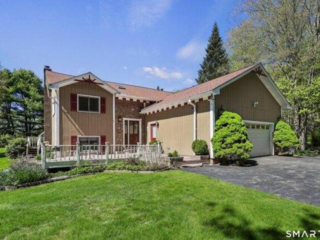 house with 3 bedroom, Harwinton CT DLS102707765