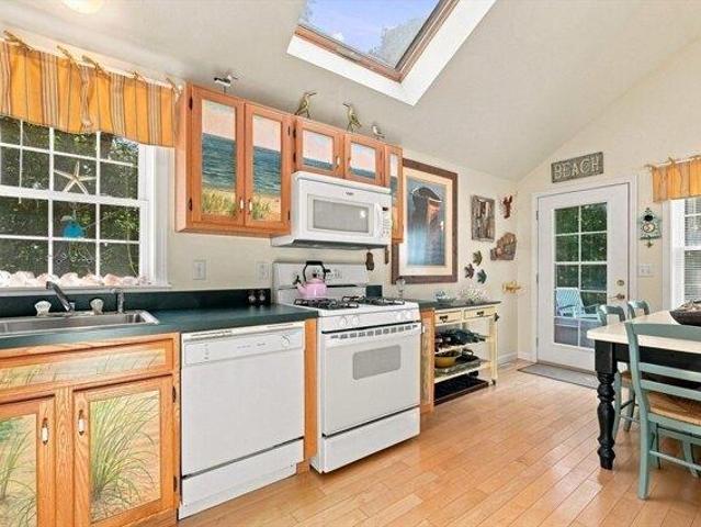 house with 3 bedroom, Harwich MA ES105205735