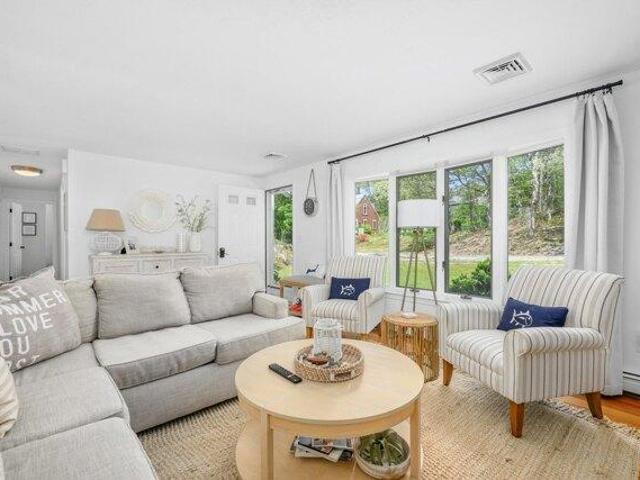 house with 3 bedroom, Harwich MA ES103888704