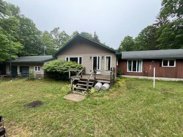 house with 3 bedroom, Harbor Springs MI DLS92977519