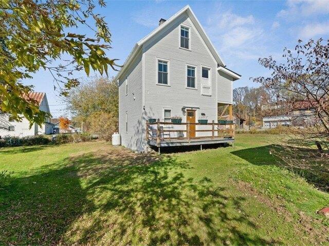 house with 3 bedroom, Hardwick VT ES105105421