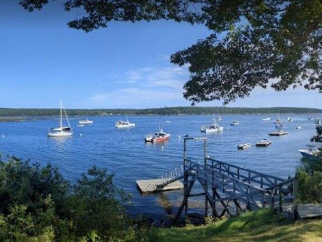house with 3 bedroom, Harpswell ME ES103036234