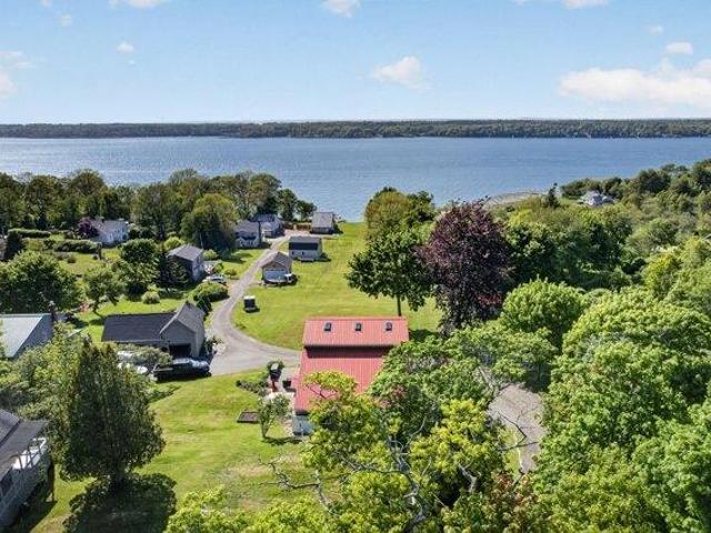 house with 3 bedroom, Harpswell ME ES103247415