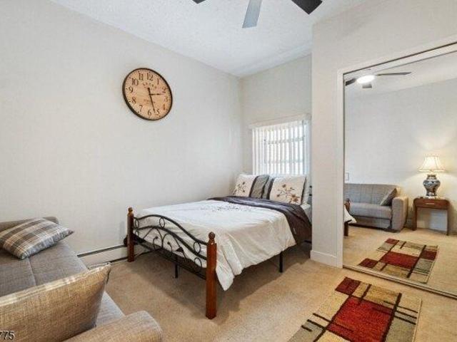 house with 3 bedroom, Harrison NJ ES104836006