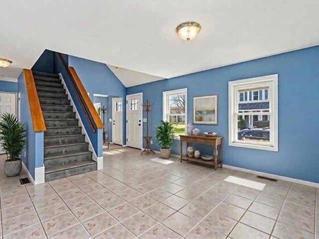 house with 3 bedroom, Haverhill MA DLS102594165
