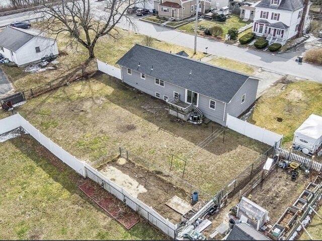 house with 3 bedroom, Haverhill MA DLS102595851