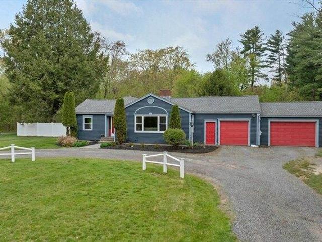house with 3 bedroom, Haverhill MA DLS102635087