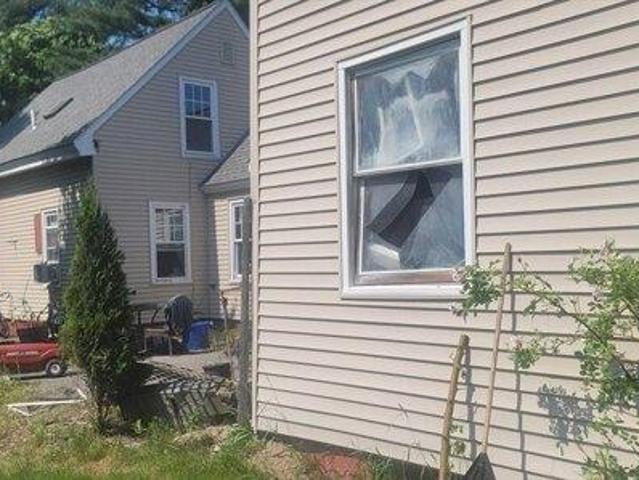 house with 3 bedroom, Haverhill MA DLS102959630