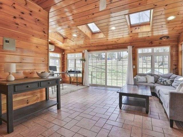 house with 3 bedroom, Haverhill MA ES103439622
