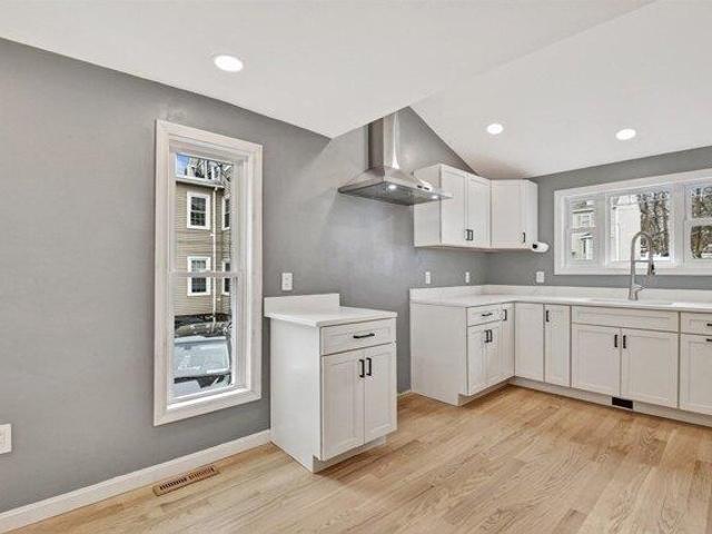house with 3 bedroom, Haverhill MA ES103494347