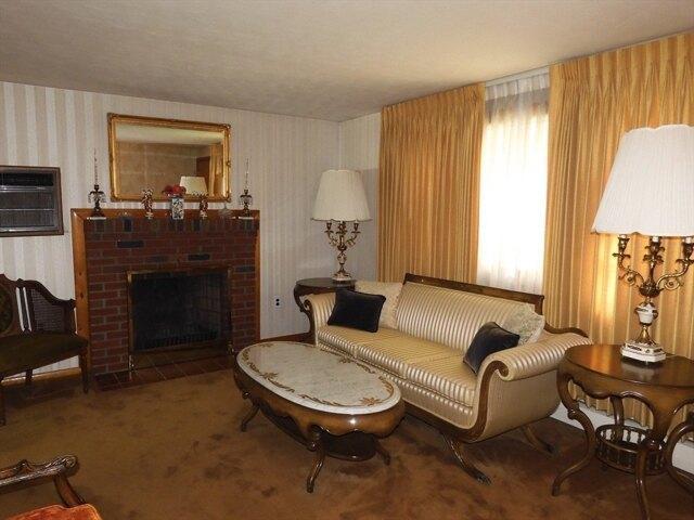 house with 3 bedroom, Haverhill MA ES103495531