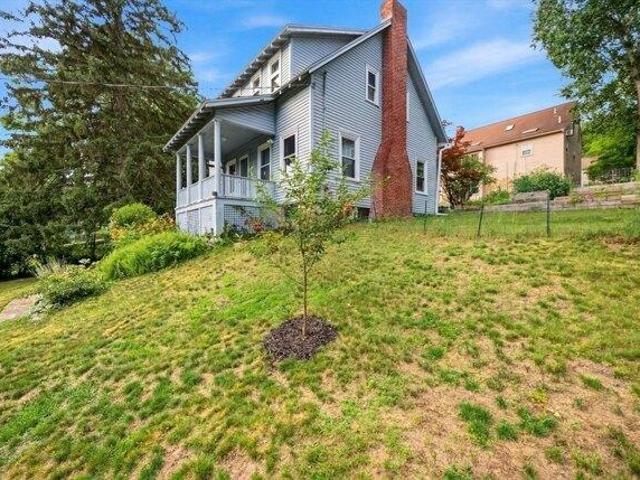 house with 3 bedroom, Haverhill MA ES103969687