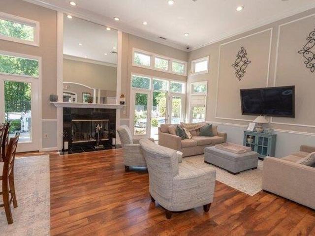 house with 3 bedroom, Haverhill MA ES103224245