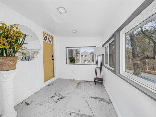 house with 3 bedroom, Haverhill MA ES104831444